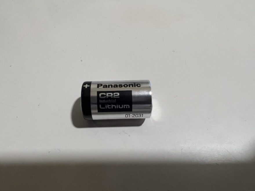 CR2電池は100均で買える？充電式はある？ | SMART LIFE